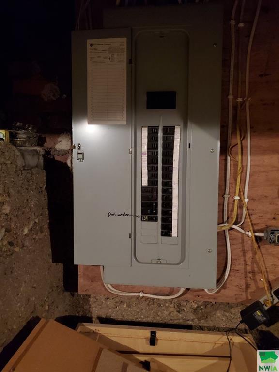 604 w main electrical panel | Rasmus Realty